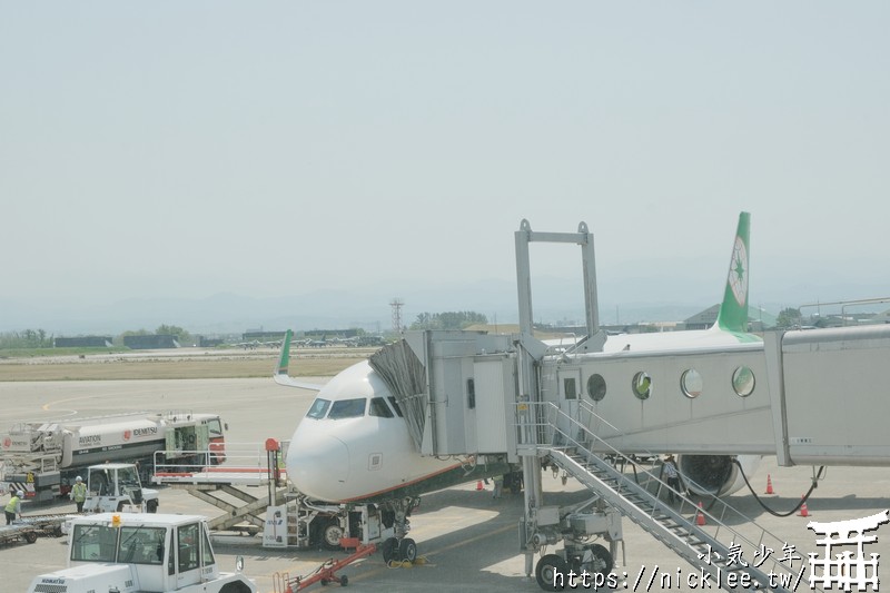 台北飛小松-長榮BR158/小松飛台北-長榮BR157_A321-200商務艙 — 小氣少年的部落格